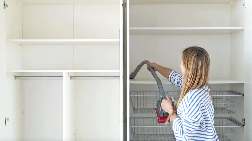 20 Etapes Pour Organiser Dans Nos Placards A Vetements