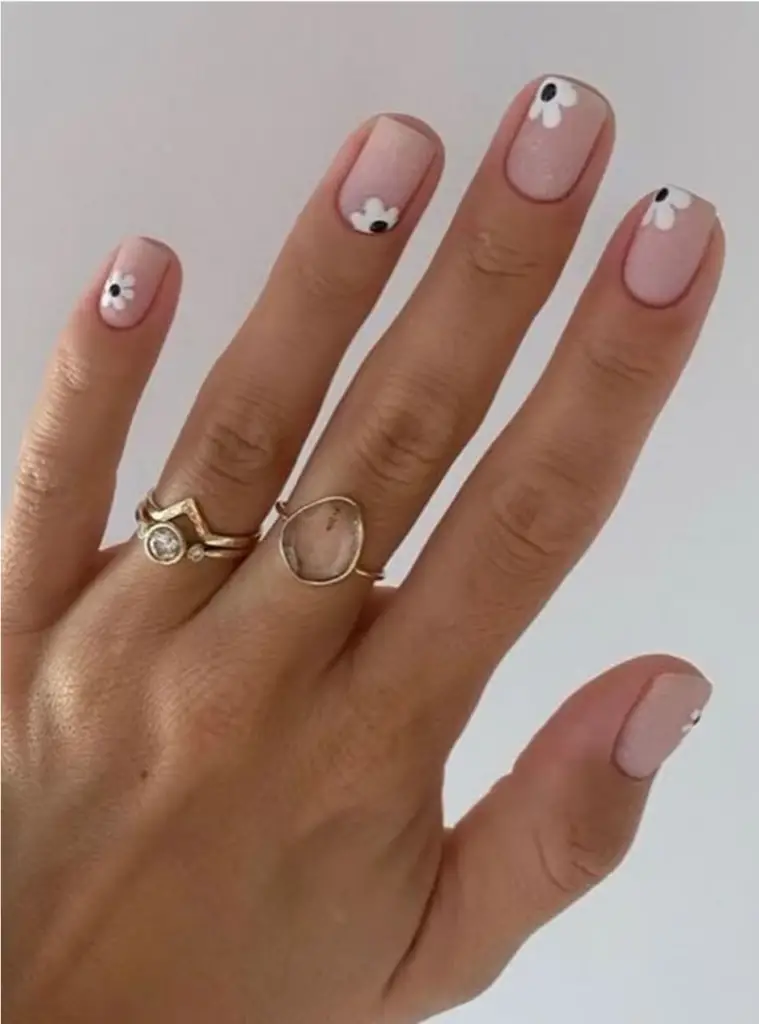 22 Inspi Nail Art Pour Nos Ongles Printemps/Eté 2025